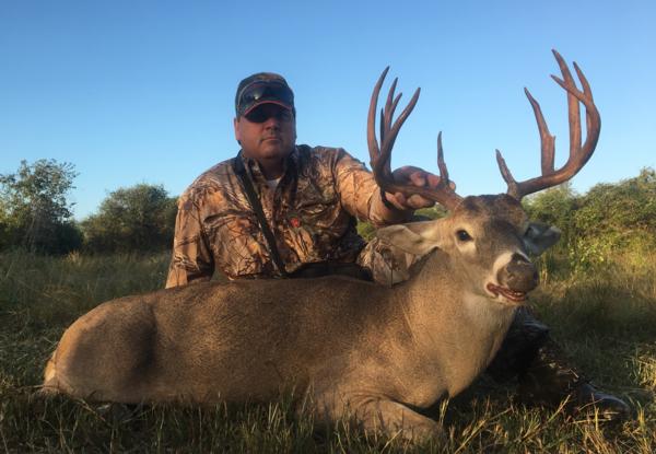 Guided Texas Whitetail Deer Hunts | All Seasons Guide Service